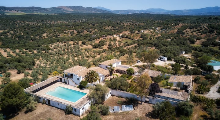 Cortijo El Cachete, Rural Spanish Farm House - Loja