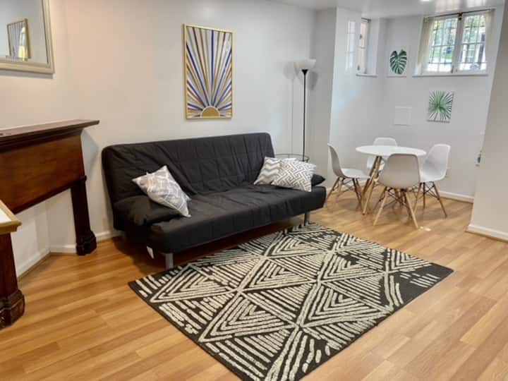 Beautiful Georgetown One Bedroom English Basement - Washington, D.C.