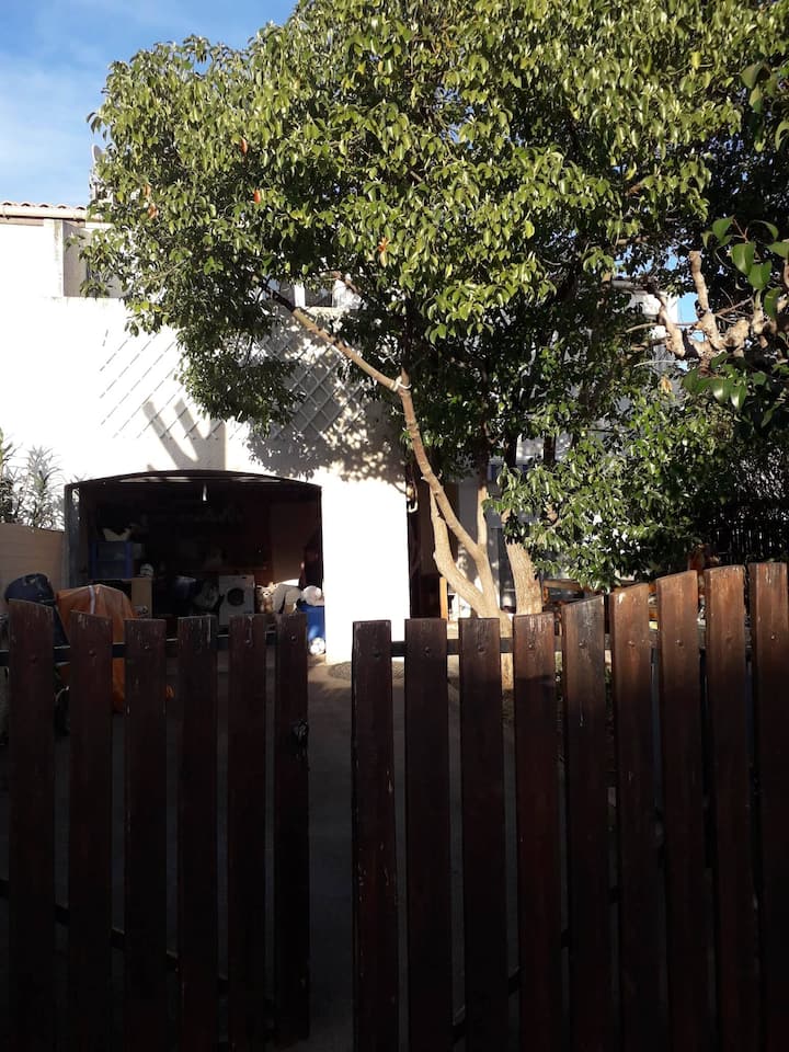 Agréable Maison De Lotissement Avec Terrasses - Frontignan