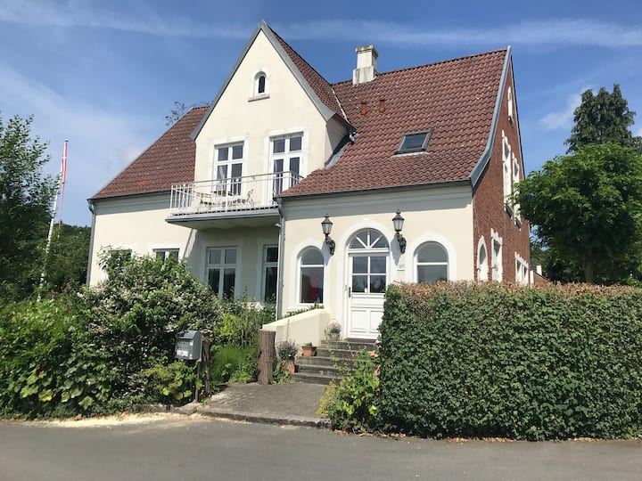 Skøn Villa I Aabenra By Nær Skov Og Strand. - Aabenraa