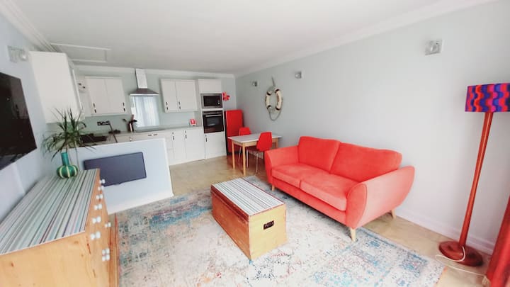 Totnes Riverside Retreat For Two - Totnes