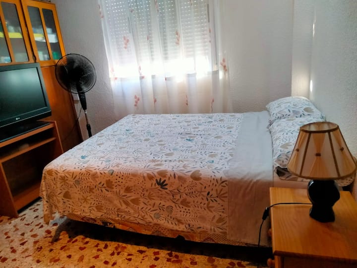 Preciosa Y Cómoda Habitación En Elx - Aspe