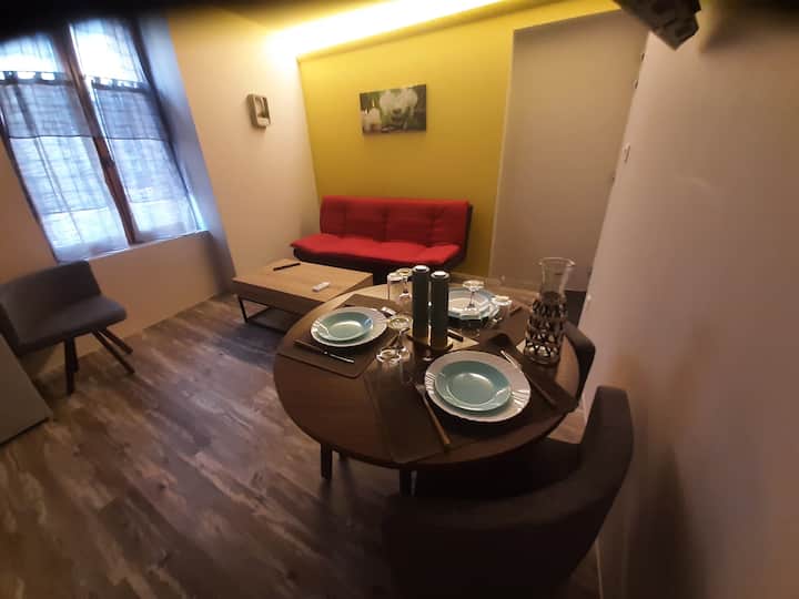 Appart 105, T2 Cosy,  50 M2, 1 Ch Avec éCran Plat - Pierrelatte