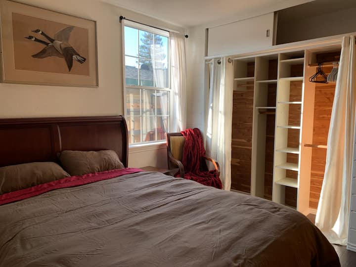 Cozy Private Room Just 10 Minutes From The Beach - Ventura