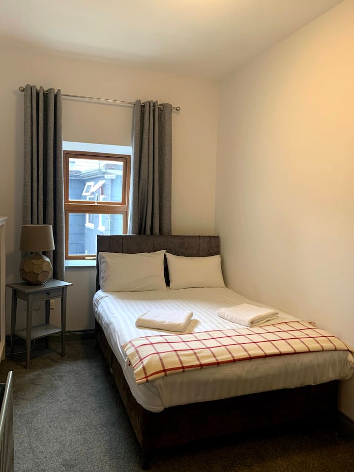 Café And Stay On The Wild Atlantic Way Room 2 - Westport, Ireland