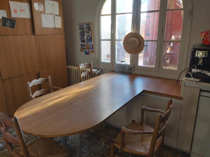 Nîmes : Chambre Chez L'habitant Dans Un Mazet - Nîmes