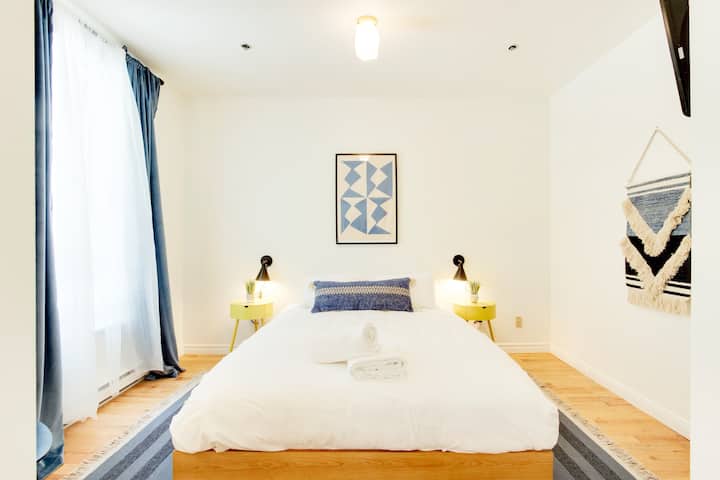 Spacious Inn Room In The Heart Of Montreal's Scene - Montreal