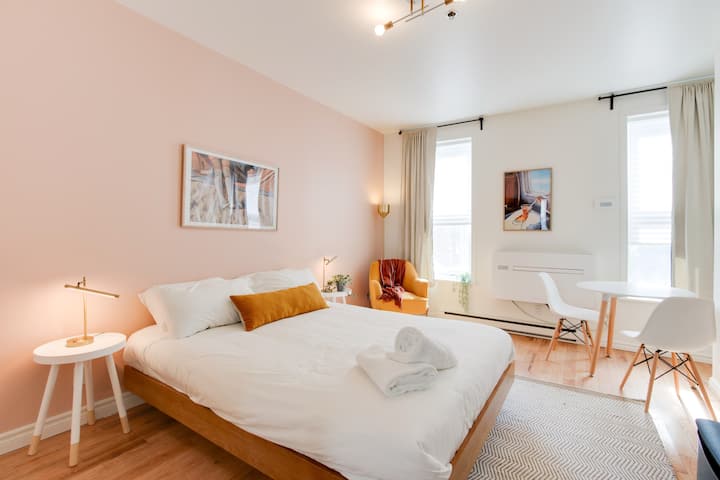 Fresh Space In The Heart Of Montreal's Scene - Montreal