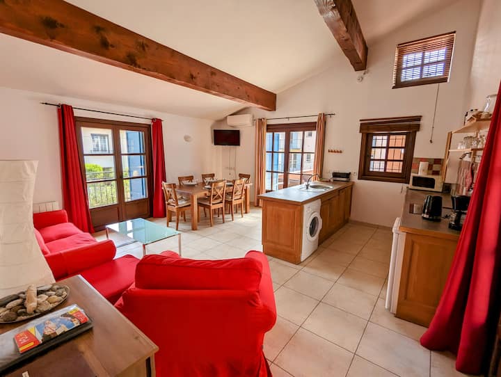 Plage 300m*parking Sur Place*60m2+grand Patio Toit - Collioure