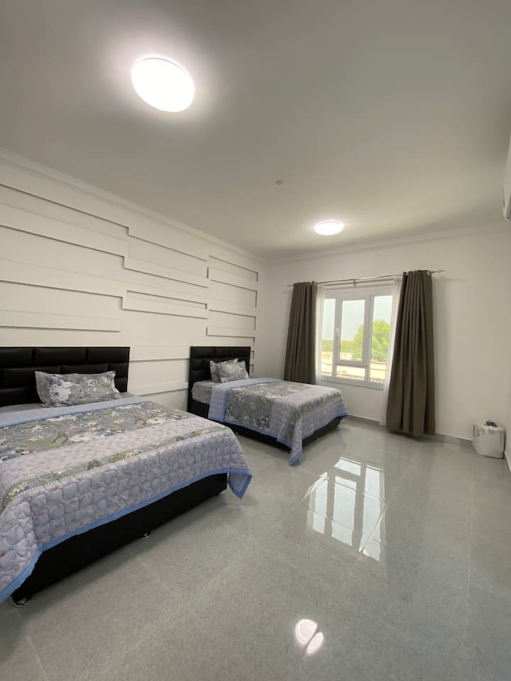 Cheerful Beatuful  3-bedroom Villa With Pool - Oman