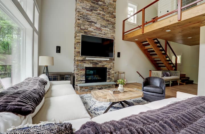 New Stunning Private High-end Home - Gunite Pool - Woodstock, NY