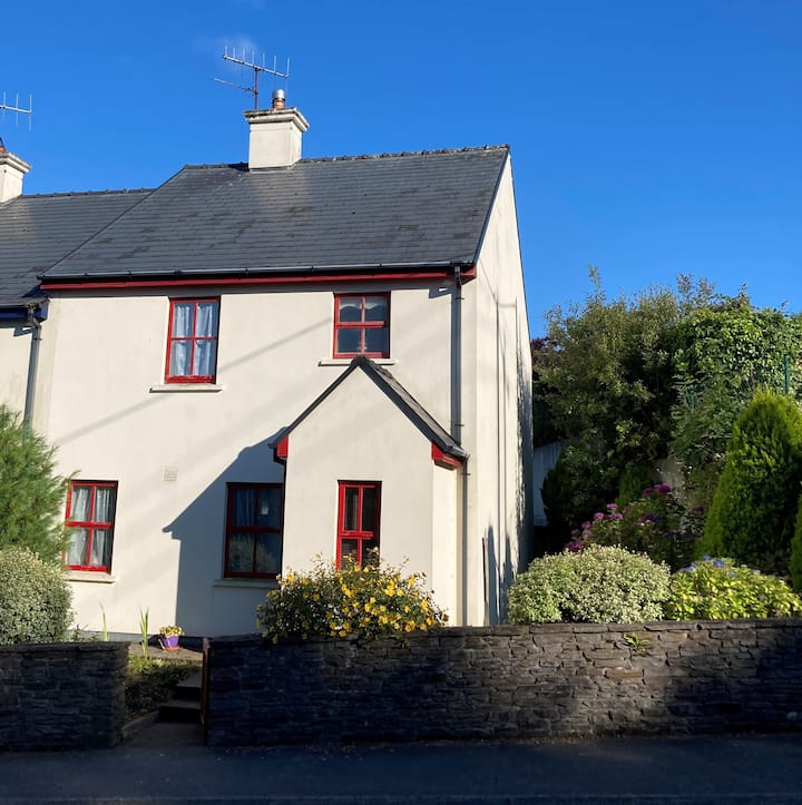 Lovely 3 Bedroom Home In The Heart Of Ballydehob - Skibbereen