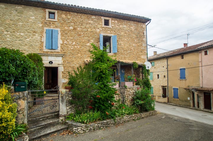 Maison Avec Jardin  Pour 6p Au Cœur De Goudargues - Goudargues