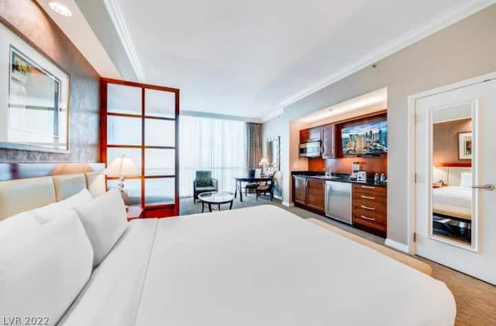 Mgm Signature Studio Tower 3 8th Floor - Las Vegas Harry Reid Airport (LAS)