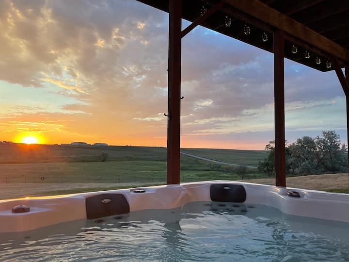 Welcome To Case Place!  A Spacious Quiet Retreat! - South Dakota