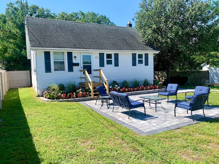 2 Bedroom Coastal Cottage - Belmar, NJ