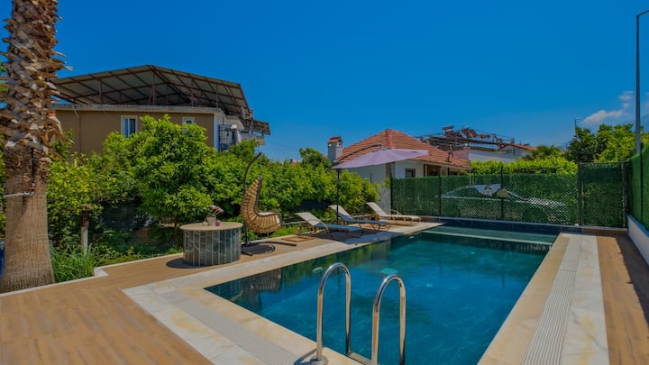 Fethiye ÇAlışta ÖZel Havuzlu Kiralık 3+1 Vi̇lla - Fethiye