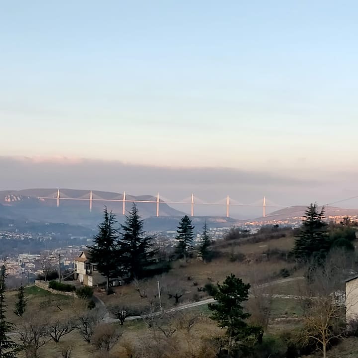 Logement Indépendant 5 Mn Du Centre, Vue Viaduc - Millau