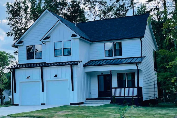 Luxx  Resort Style Spacious/families&professionals - Charlotte, NC
