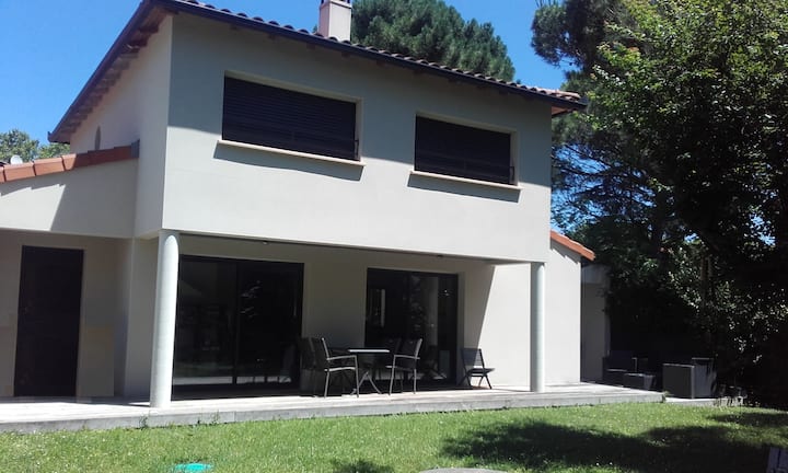 Magnifique Villa Au Calme Avec Jardin. - Toulouse