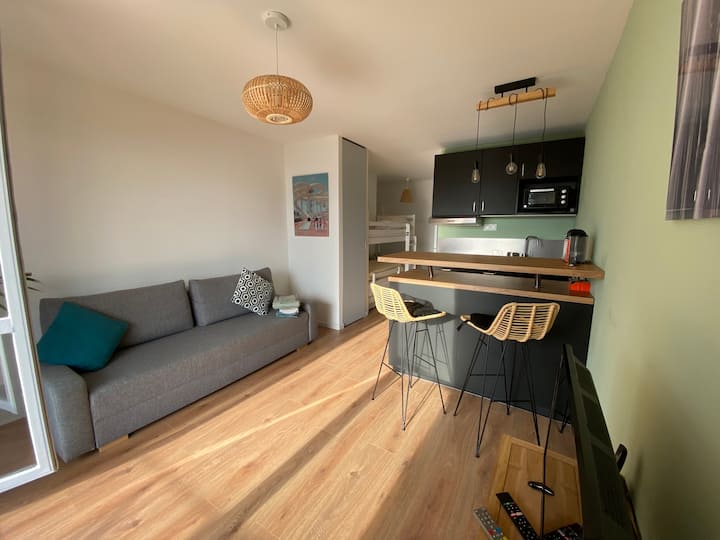 Très Joli Studio Entièrement Rénové Vue Mer - La Seyne-sur-Mer
