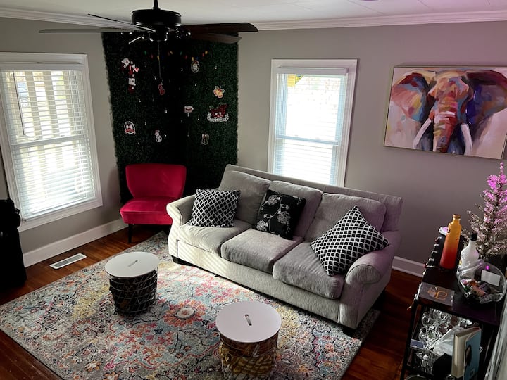 Welcome To Sunshyne Suites! - Greensboro, NC