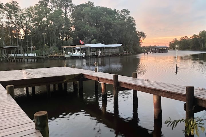 Unwind. Cozy Creekside Cottage Near Ortega/nas - Jacksonville, FL