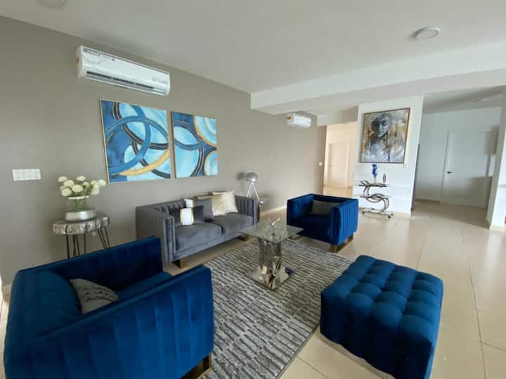 Rep. Panamá Pty - Modern Apt In Front Of The Sea - Panama City