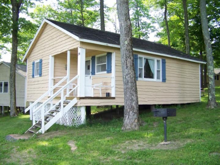 Quiet And Peaceful 2 Bdrm Cabin. - Cooperstown, NY