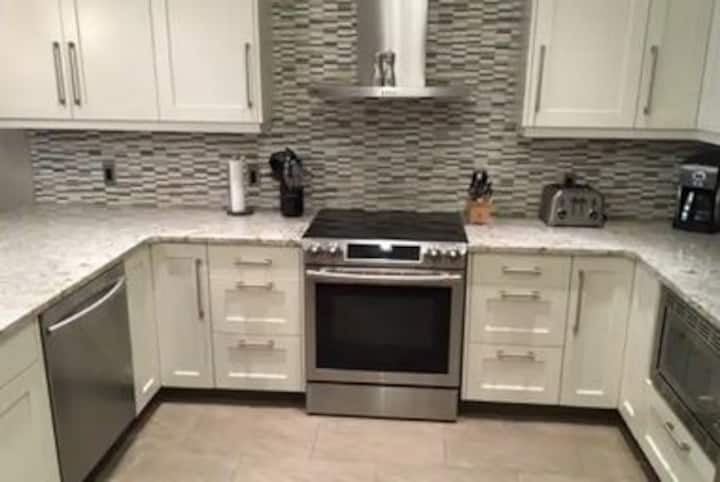 "Los Picos" - At Summit Gr - Penthouse 1539 Sqft! - Canmore