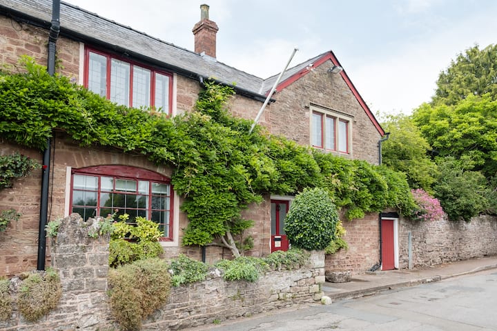 Ross-on-Wye Holiday Rentals & Homes - England, United Kingdom | Airbnb