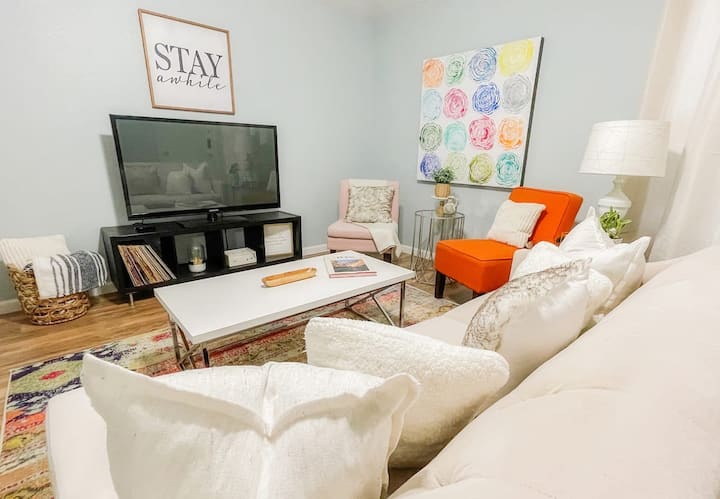 The Green House-3bd 2ba House-no Chores! - Garden Ridge, TX