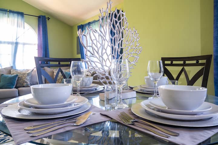 Casa Lantana. Stay In Paradise On A Budget. - Montego Bay