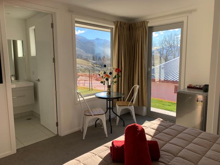 Private Room - Wanaka Town - Wanaka