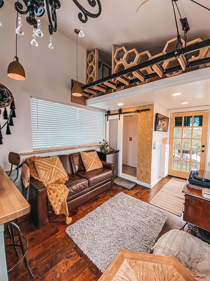 The Beehive Treehouse - Treehouses for Rent in Orlando, Florida, United ...