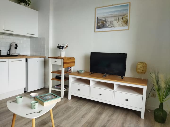 Studio Cabine Piscine Proche Mer - Sète