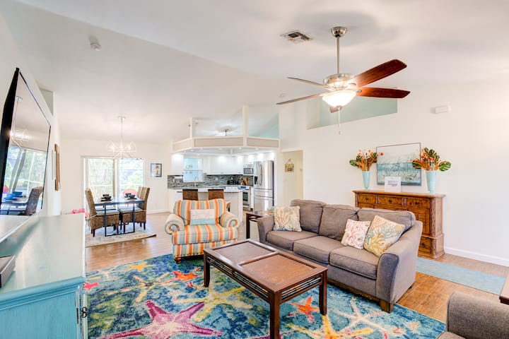 Waterfront/ 3br Heated Pool & Spa/ Near Beaches - Sanibel Island, FL