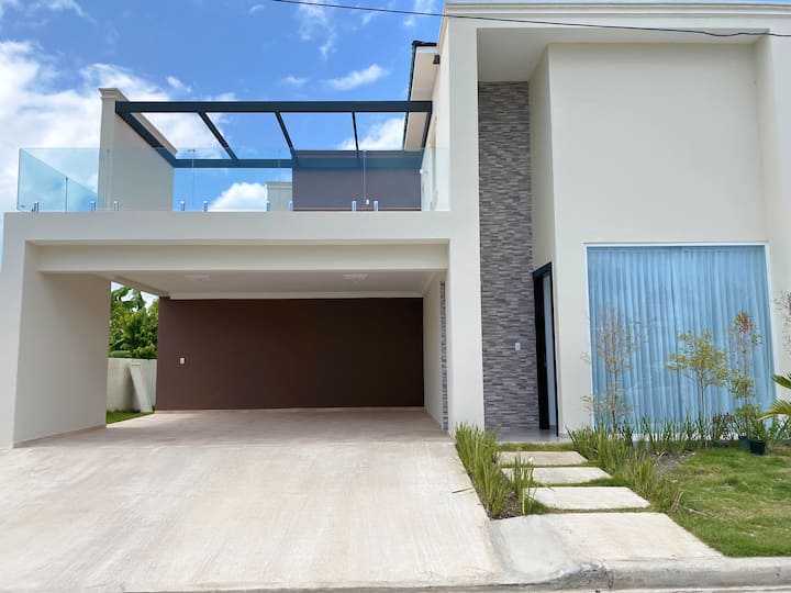 Hermosa Villa Mary, Segura Y Confortable. - Puerto Plata