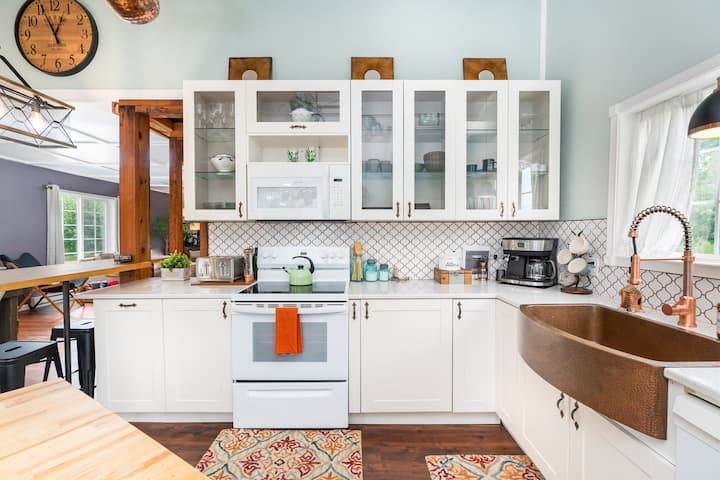 The Farmhouse At Amity Creek Meadow - Duluth, MN