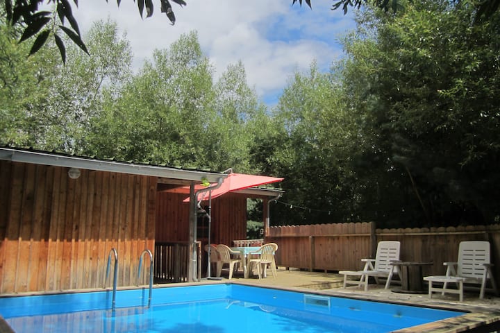 Lodge Insolite Avec Piscine - Gironde