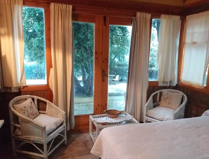 Casita De Huéspedes Con Patio Grande Y Parilla - Argentina