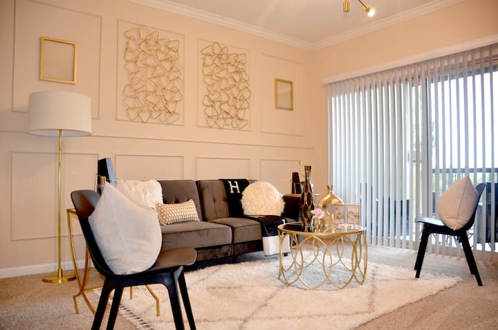 Plush Resort-style Two Bedroom, Minutes From Napa! - American Canyon, CA