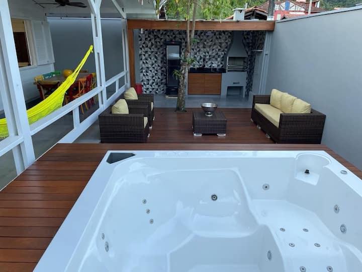 Casa Com Piscina E Jacuzzi Perto Do Mar. Linda! - São Sebastião