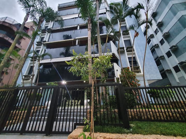 Excelente Apt No Guaruja Enseada 300 M Da Praia - Guarujá