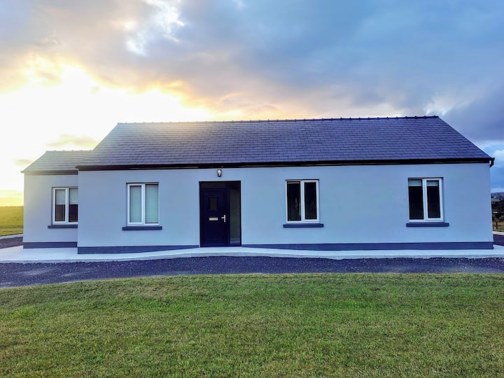 Modern 4 Bedroom Bungalow Located In East Clare - Broadford, Ireland