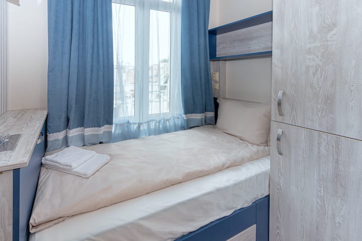 Bolero Suite 15 - Varna