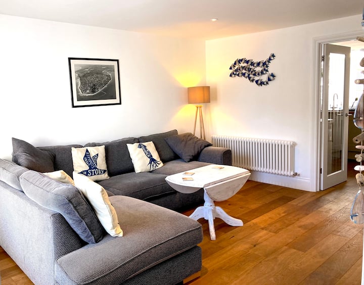 Pebble Cottage In The Heart Of Bembridge - Isle of Wight