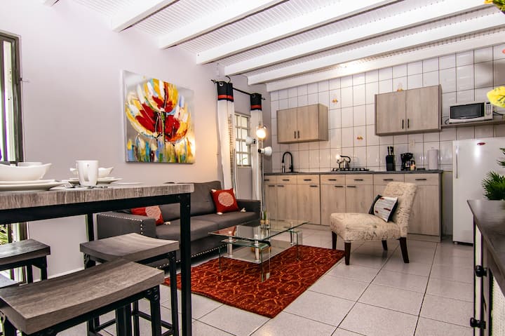 2 Br City Apt. W Pool & Free Parking Inside - Curaçao