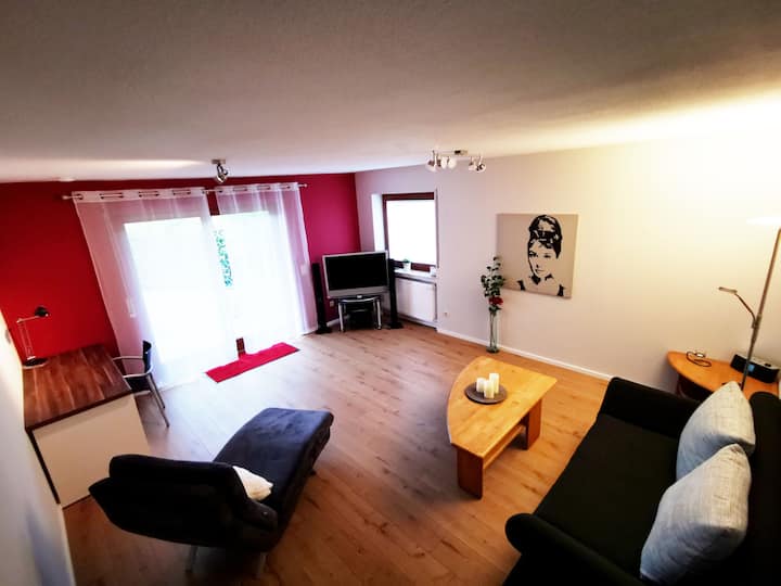 Schöne Ferienwohnung Mit Terrasse In Wiehl - Reichshof