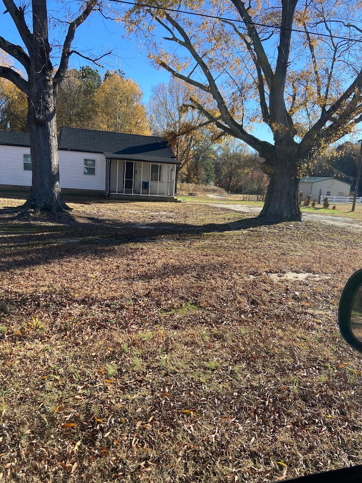 King’ Bungalow - Gastonia, NC